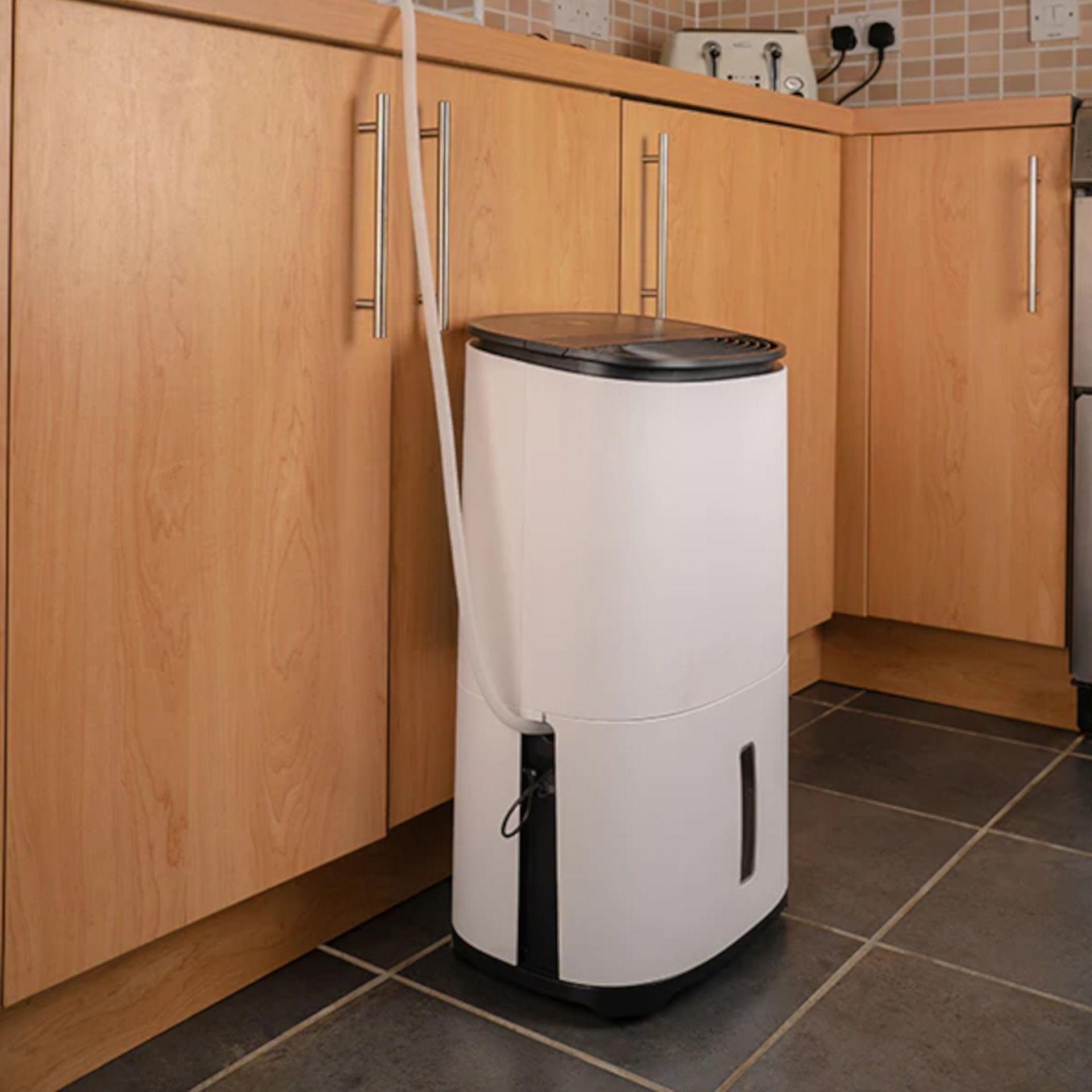 MEACO Arete One ARETE-25L 25L Dehumidifier & Air Purifier | Hughes